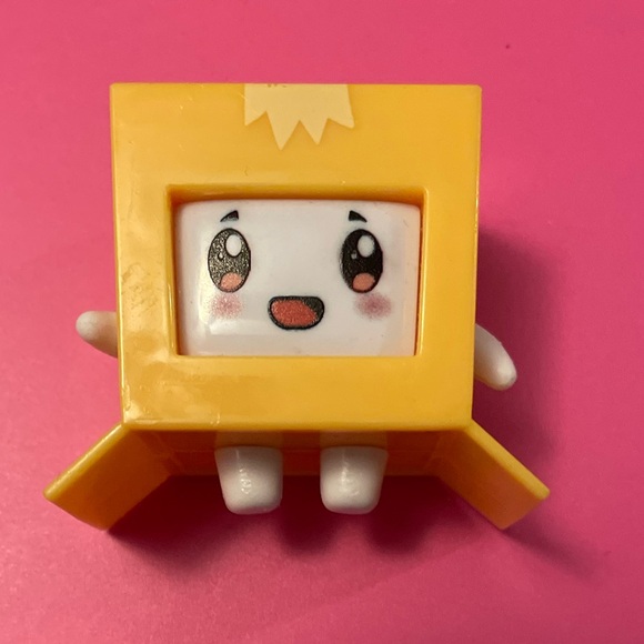 lanky box | Toys | Yellow And White Lanky Box Toy With Cute Face | Poshmark